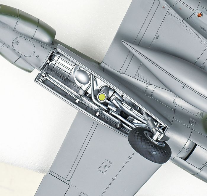 Tamiya 1:48 Lockheed P-38F/G Lightning 61120